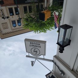 SUMMIT HOUSE - Updated August 2025 - 350 Photos & 312 Reviews - 395 ...