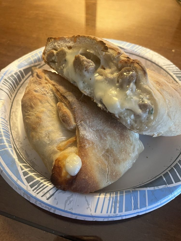 PLUTO’S PIZZERIA - Updated September 2025 - 17 Photos & 27 Reviews ...