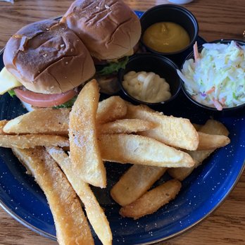 CRACKER BARREL OLD COUNTRY STORE - Updated December 2024 - 145 Photos ...