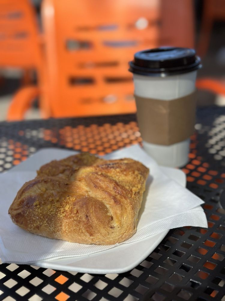 32 SHEA - Updated February 2025 - 731 Photos & 1107 Reviews - 10626 N ...