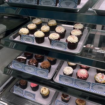 SUGARBEARS SWEET PROVISIONS - Updated July 2024 - 36 Photos & 12 ...