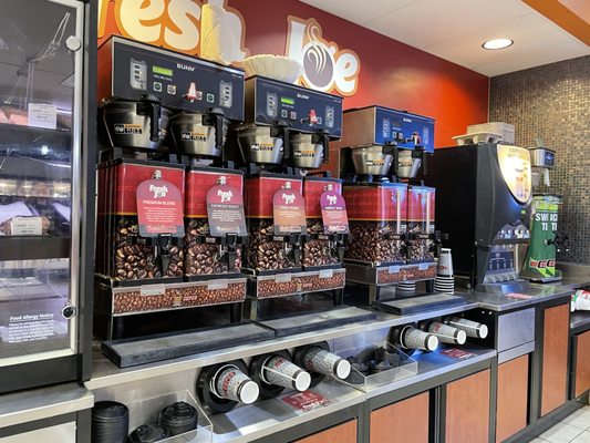 CEFCO GAS STATION - Updated December 2025 - 22 Photos - 331 W 1st St ...