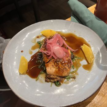 THE TRADEWINDS PUB - Updated December 2024 - 83 Photos & 67 Reviews ...