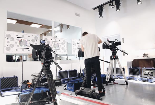 ADORAMA RENTAL - Updated August 2025 - 17 Photos & 97 Reviews - 50 W ...