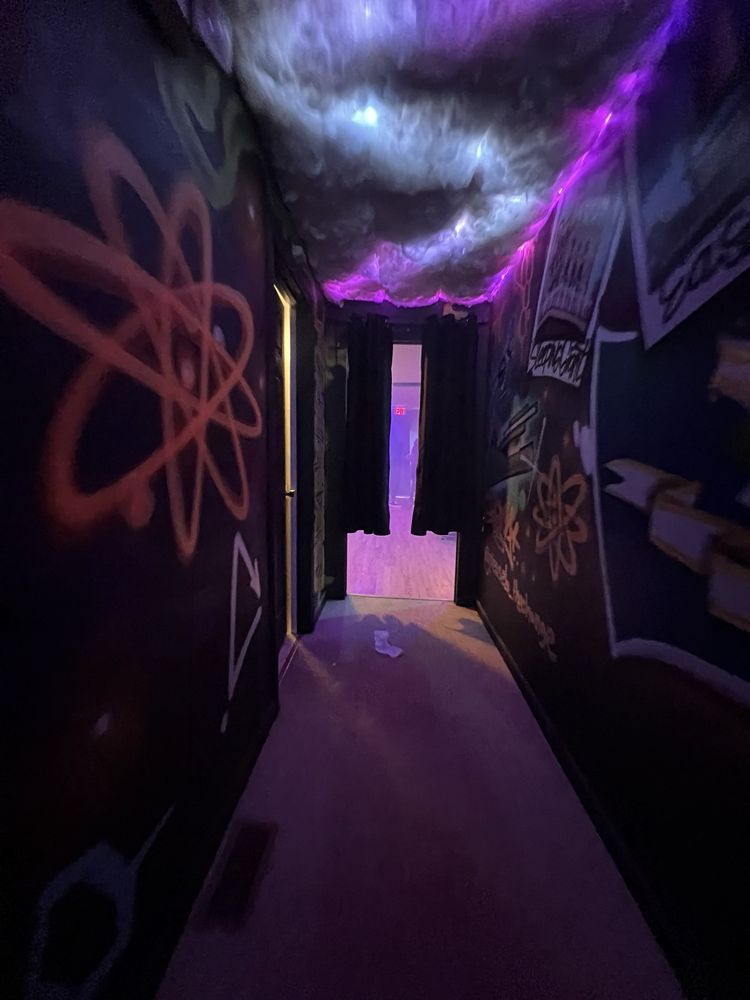 INTOXICATED CHEMIST - Updated December 2025 - 25 Photos - 4133 Whitney ...