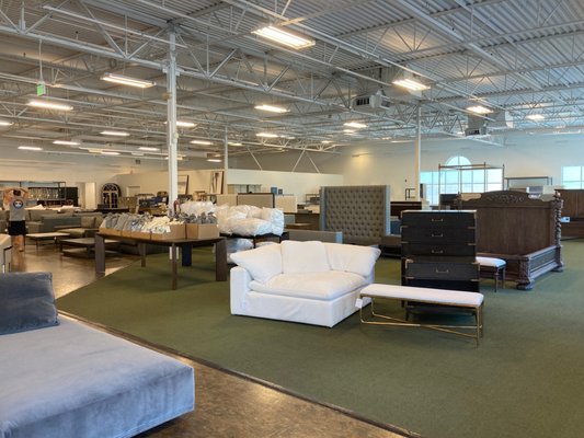 RH OUTLET PLEASANTON - Updated January 2025 - 30 Photos & 51 Reviews ...