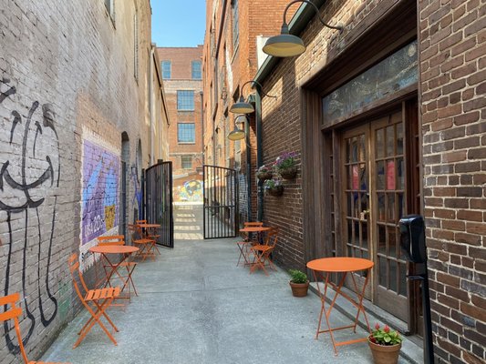 OLD CITY JAVA - Updated May 2025 - 175 Photos & 199 Reviews - 109 S ...