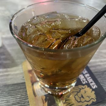 FLASHBACKZ LOUNGE & GRILL - Updated May 2025 - 216 Photos & 213 Reviews ...