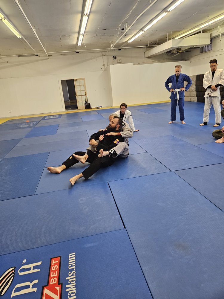 GOOD TREE MMA - Updated December 2025 - 12 Photos - 217 E Drinker St ...