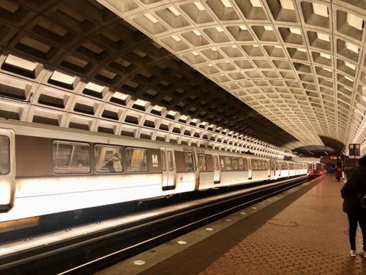 METRO CENTER STATION - 144 Photos & 109 Reviews - Metro Stations - 607 ...