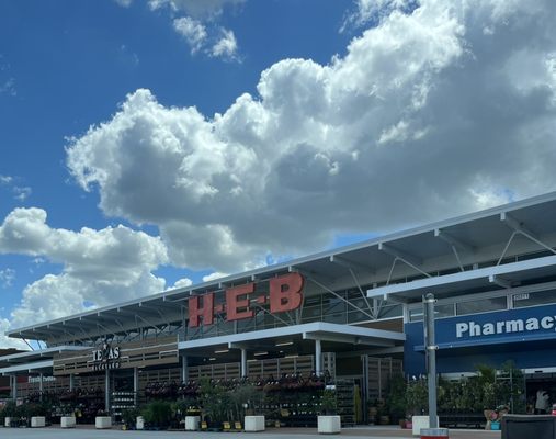 H-E-B - Updated December 2025 - 41 Photos & 29 Reviews - 26500 ...