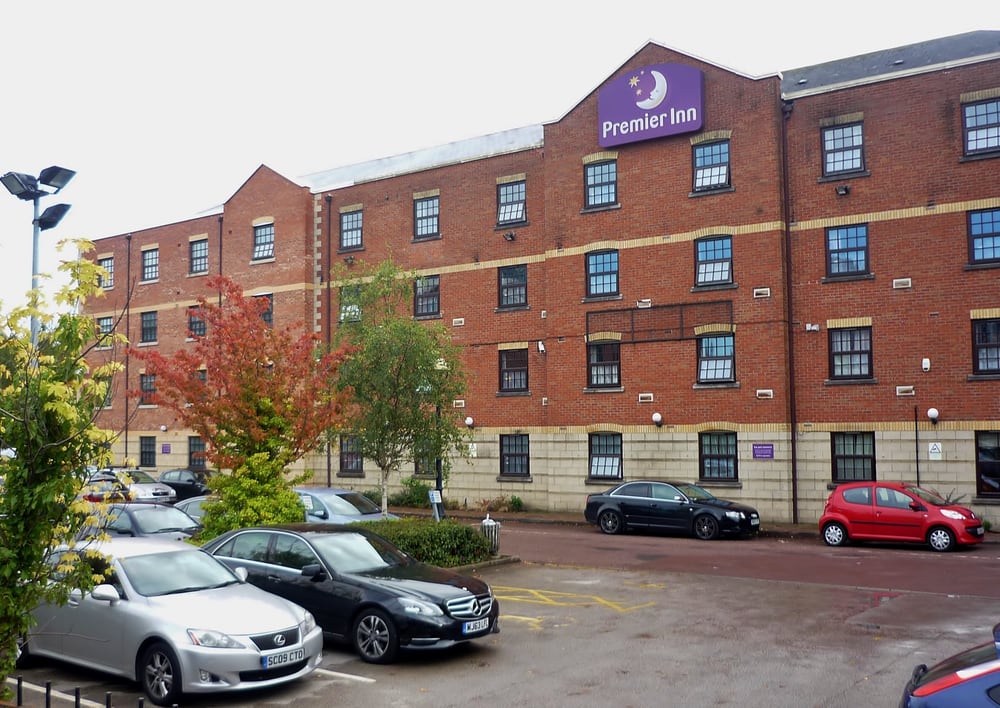 PREMIER INN MANCHESTER SALFORD QUAYS - Updated October 2025 - 11 The ...