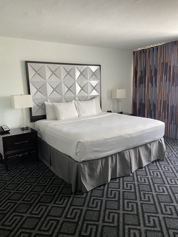 BLUEGREEN VACATIONS SOLARA SURFSIDE, ASCEND RESORT COLLECTION - Updated ...