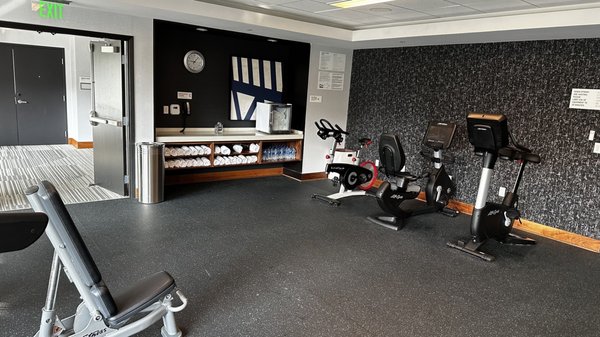 LE MÉRIDIEN HOUSTON DOWNTOWN - 136 Photos & 73 Reviews - 1121 Walker St ...