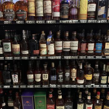 LIQUOR LOCKER - Updated December 2025 - 31 Photos - 2920 McCall Ave ...