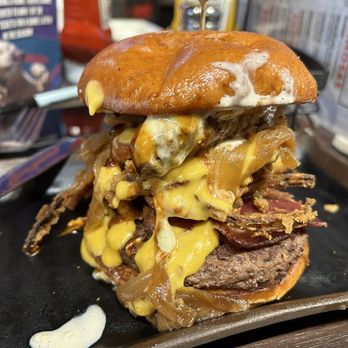 BASEMENT BURGER BAR - Updated March 2025 - 411 Photos & 343 Reviews ...