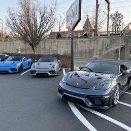 SUNDAY MOTOR CO CAFE - Updated December 2025 - 496 Photos & 211 Reviews ...