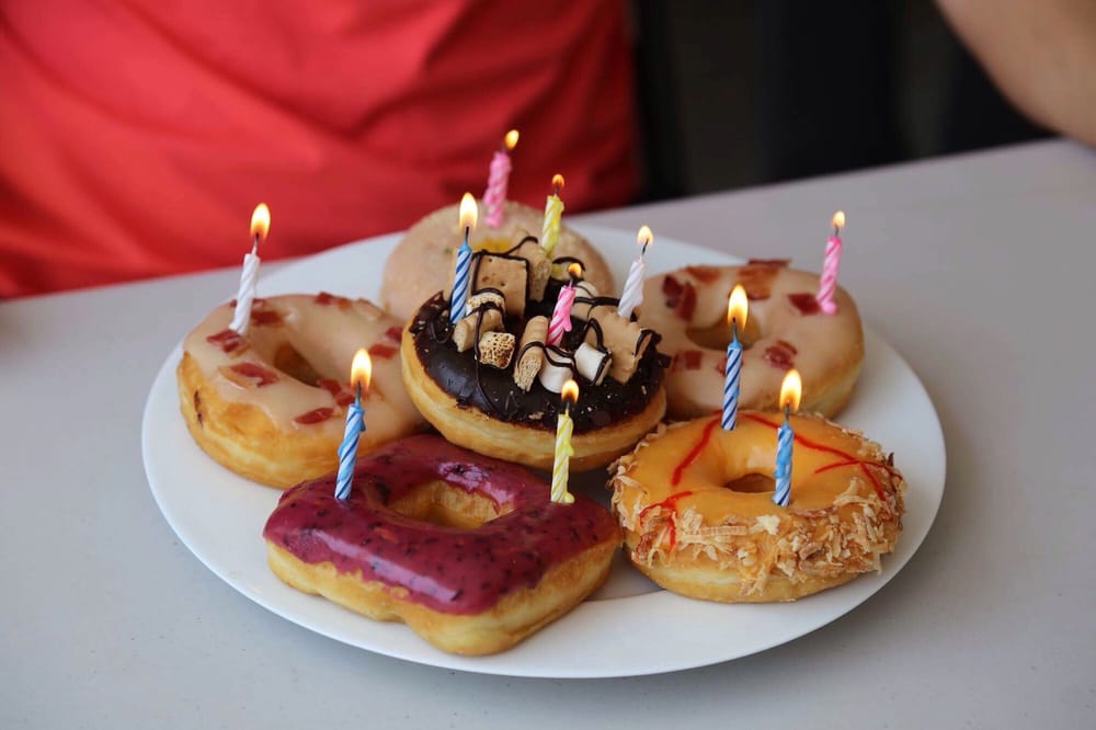 JOLLY MOLLY DONUTS - Updated May 2024 - 145 Photos & 33 Reviews - Av ...