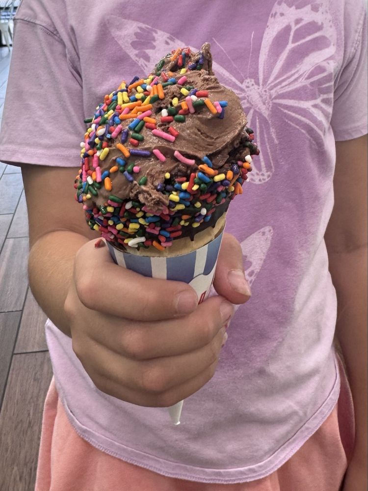 Scoops on the Corner, Longmont | Roadtrippers