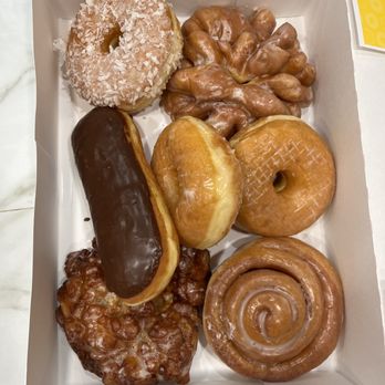 NC DONUT STAR - Updated March 2025 - 27 Photos & 36 Reviews - 539 E ...