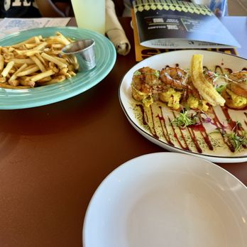 BAR SOL - Updated January 2026 - 173 Photos & 75 Reviews - 700 E Grand ...