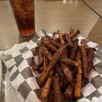 PINE SQUIRREL - Updated December 2025 - 126 Photos & 162 Reviews - 1600 ...