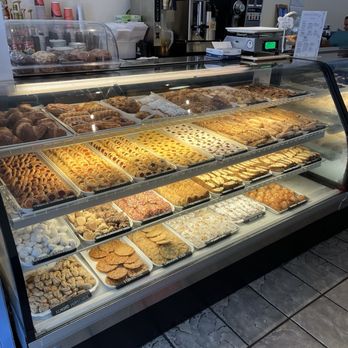 STELLA PASTRY & CAFE - Updated December 2024 - 1828 Photos & 1637 ...