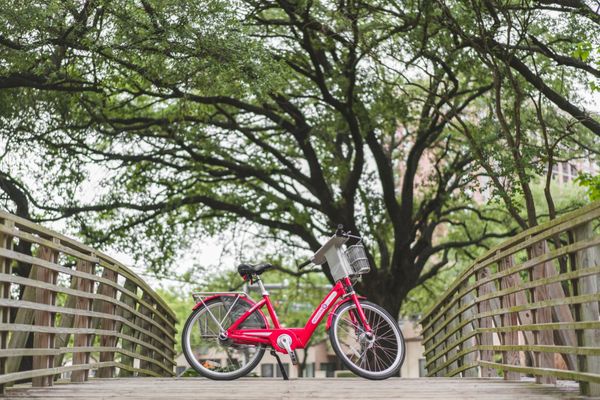 HOUSTON B-CYCLE - Updated December 2025 - 25 Reviews - 1900 Main St ...