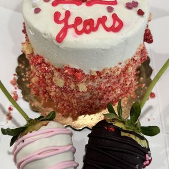 SWEET SURRENDER BAKERY - Updated December 2025 - 584 Photos & 499 ...