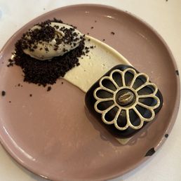 SASSETTA - Updated August 2025 - 159 Photos & 85 Reviews - 1530 Main St ...