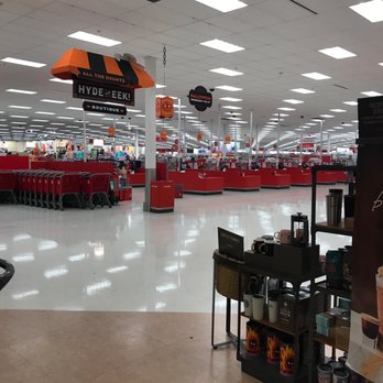 TARGET - Updated October 2025 - 62 Photos & 92 Reviews - 460 S Vance St ...