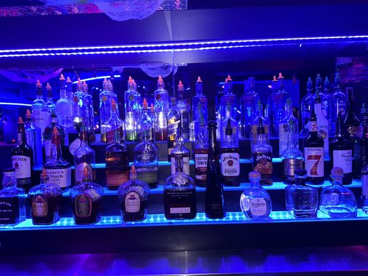 CHEETAHS GENTLEMEN’S CLUB - Updated September 2025 - 124 Photos & 74 ...