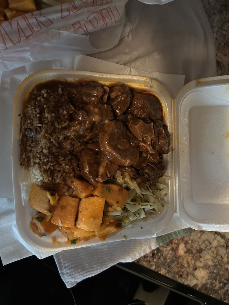 YAADMAN KITCHEN JAMAICAN RESTAURANT - Updated November 2025 - 14 Photos ...