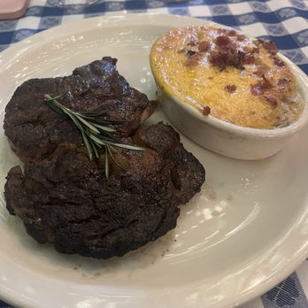 THE ANGUS BARN - Updated August 2024 - 2652 Photos & 1814 Reviews ...