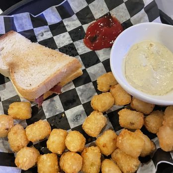 SHORE 96 - Updated January 2026 - 82 Photos & 76 Reviews - 1056 Hwy 96 ...