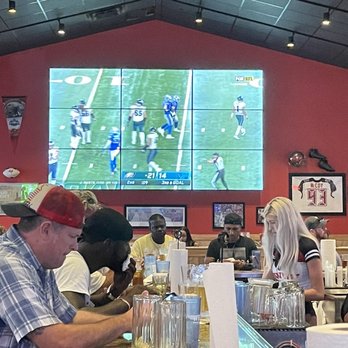 WINGHOUSE BAR & GRILL - TAMPA STADIUM - Updated December 2024 - 332 ...