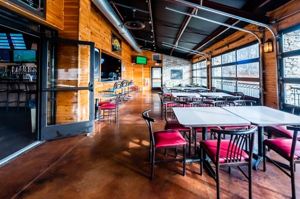 11TH FRAME BAR AND GRILLE - Updated October 2025 - 540 Fairground Hill ...