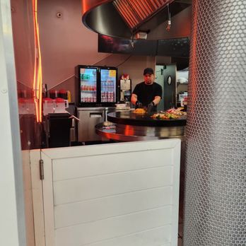 MONG Q MONGOLIAN BBQ KITCHEN - Updated February 2025 - 26 Photos & 17 ...