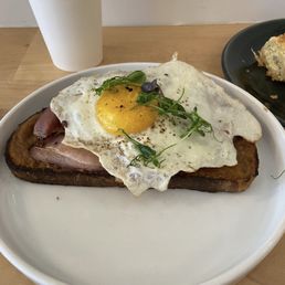 THE CORNER PANTRY - Updated December 2025 - 328 Photos & 252 Reviews ...