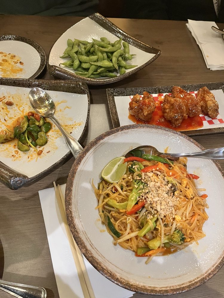 SOHO RAMEN - Updated August 2025 - 32 Photos & 16 Reviews - 21 W Main ...