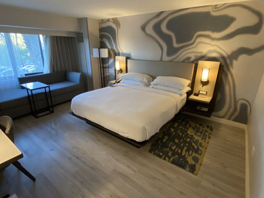 LONG BEACH MARRIOTT - 428 Photos & 297 Reviews - 4700 Airport Plaza Dr ...