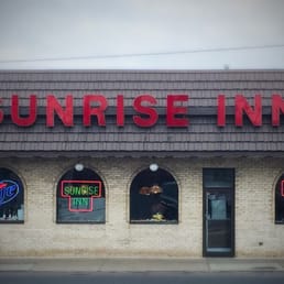 SUNRISE INN - Updated July 2025 - 183 Photos & 211 Reviews - 510 E ...