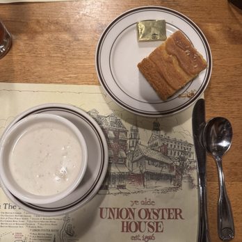 UNION OYSTER HOUSE - Updated May 2025 - 4956 Photos & 3904 Reviews - 41 ...