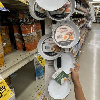 VONS - Updated November 2025 - 92 Photos & 127 Reviews - 7135 El Camino ...