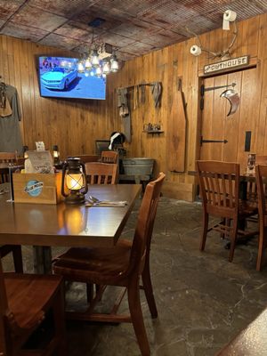 HILLBILLY’S GRUB N PUB - Updated January 2026 - 102 Photos & 102 ...