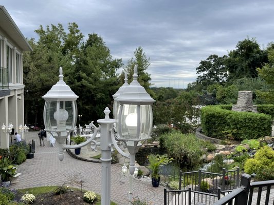 VALLEY REGENCY - Updated August 2025 - 116 Photos & 61 Reviews - 1129 ...