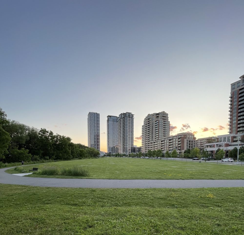 PROMENADE PARK - Updated December 2025 - 259 Rougeside Promenade ...