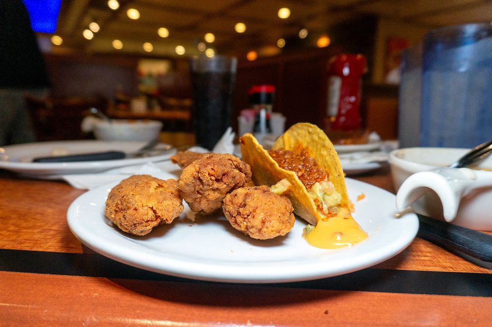 SIZZLER - Updated July 2025 - 681 Photos & 458 Reviews - 5025 Junipero ...