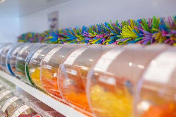 SWEET TOOTH CANDY SHOPPE - 16 Photos & 20 Reviews - 450 SW Powerhouse ...