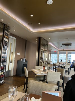 STRATUS - Updated August 2024 - 119 Photos & 53 Reviews - 79 Wellington ...